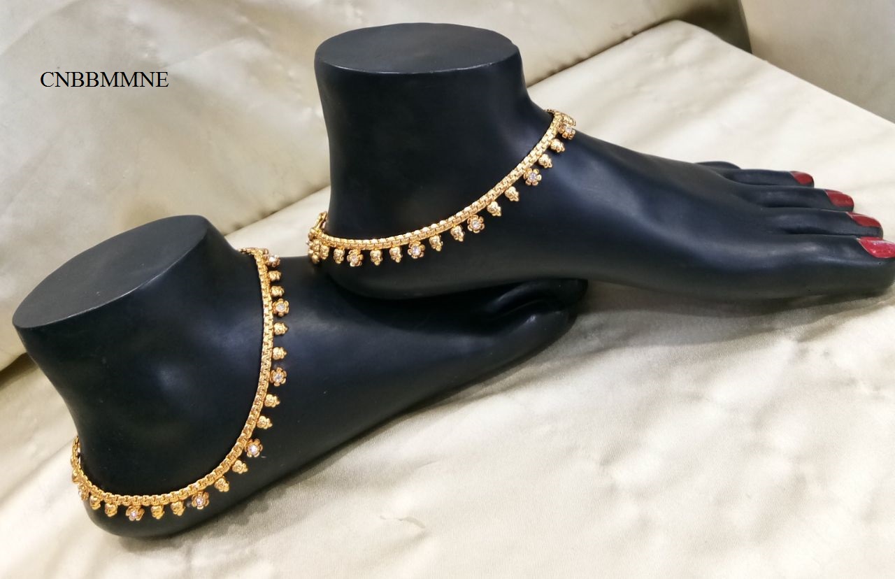 DELICATE COPPER PAYALS